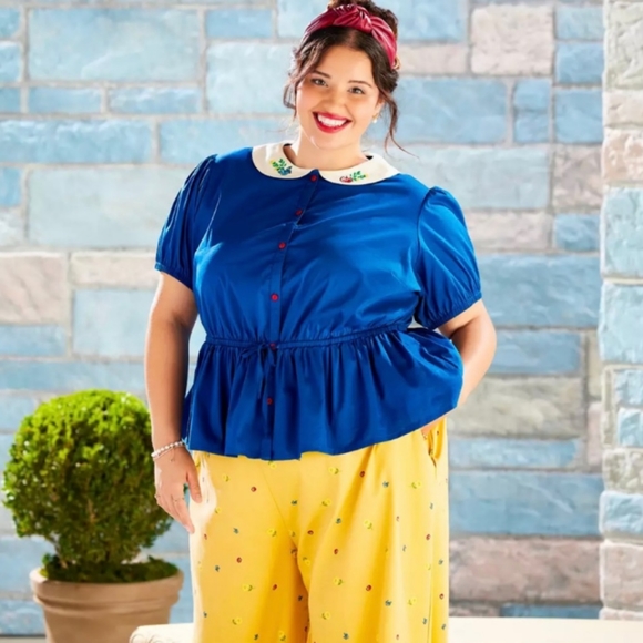 Disney | Tops | Disney Snow White 5th Anniversary Vault Plus Size ...